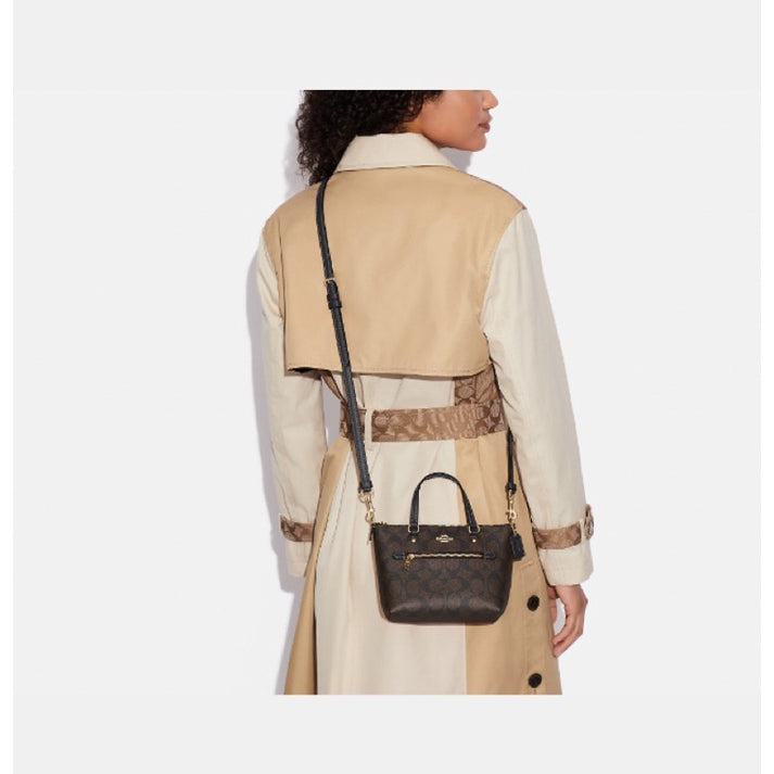 AUTHENTIC/ORIGINAL Coach Mini Gallery Crossbody In Signature Canvas Ba ...